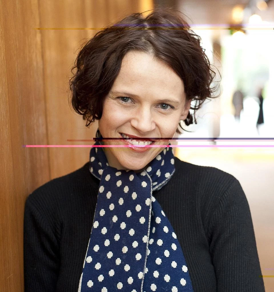 Roslyn Oades | God Rocks Wiki | Fandom