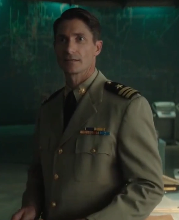 Lieutenant Hatch | Gojipedia | Fandom