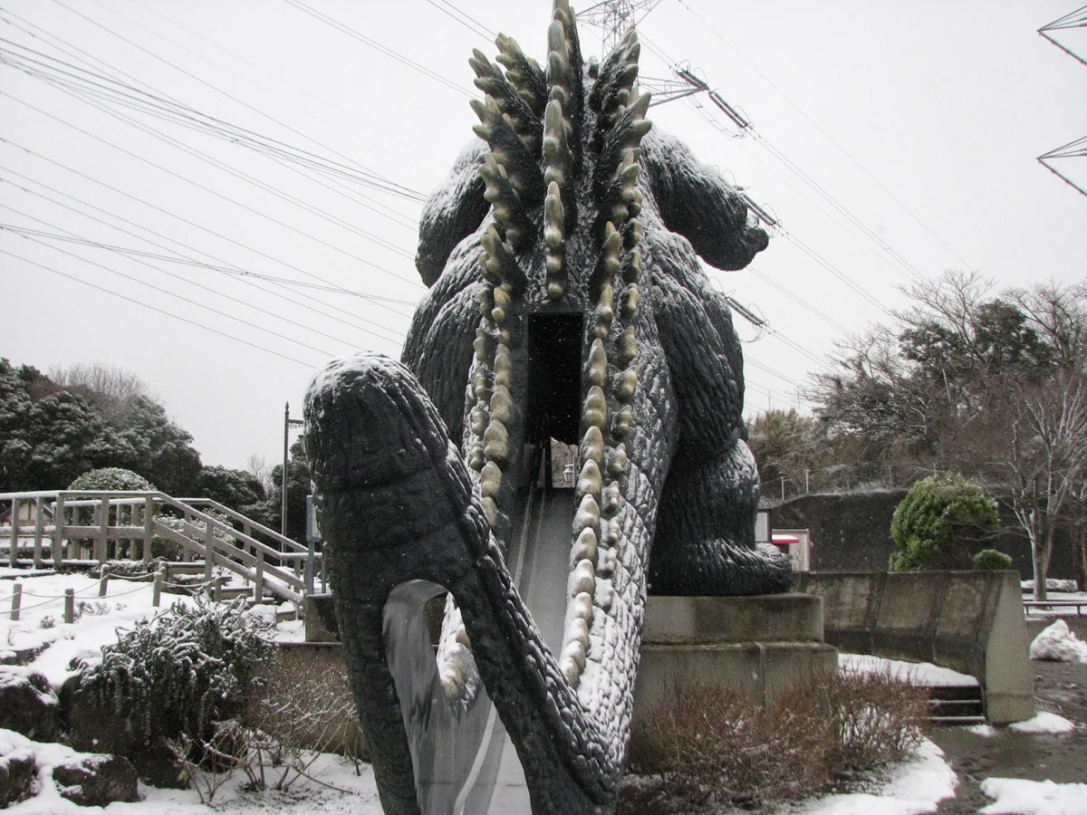 User blog:Magara M&E/Godzilla statue gallery | Gojipedia | Fandom