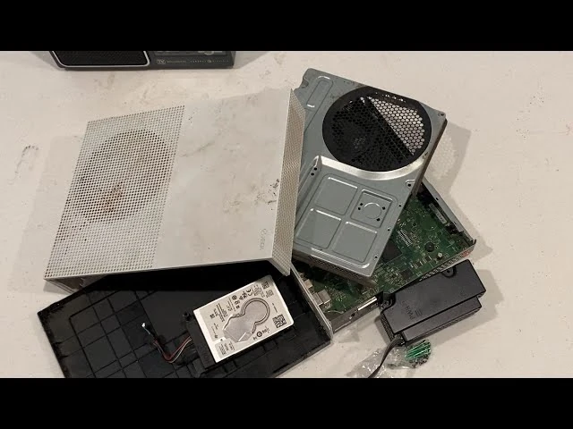 Zbone 1 | Goober Grades Wiki | Fandom