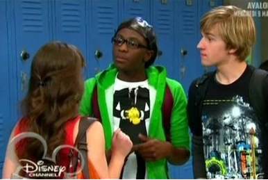 Martin Spanjers Good Luck Charlie