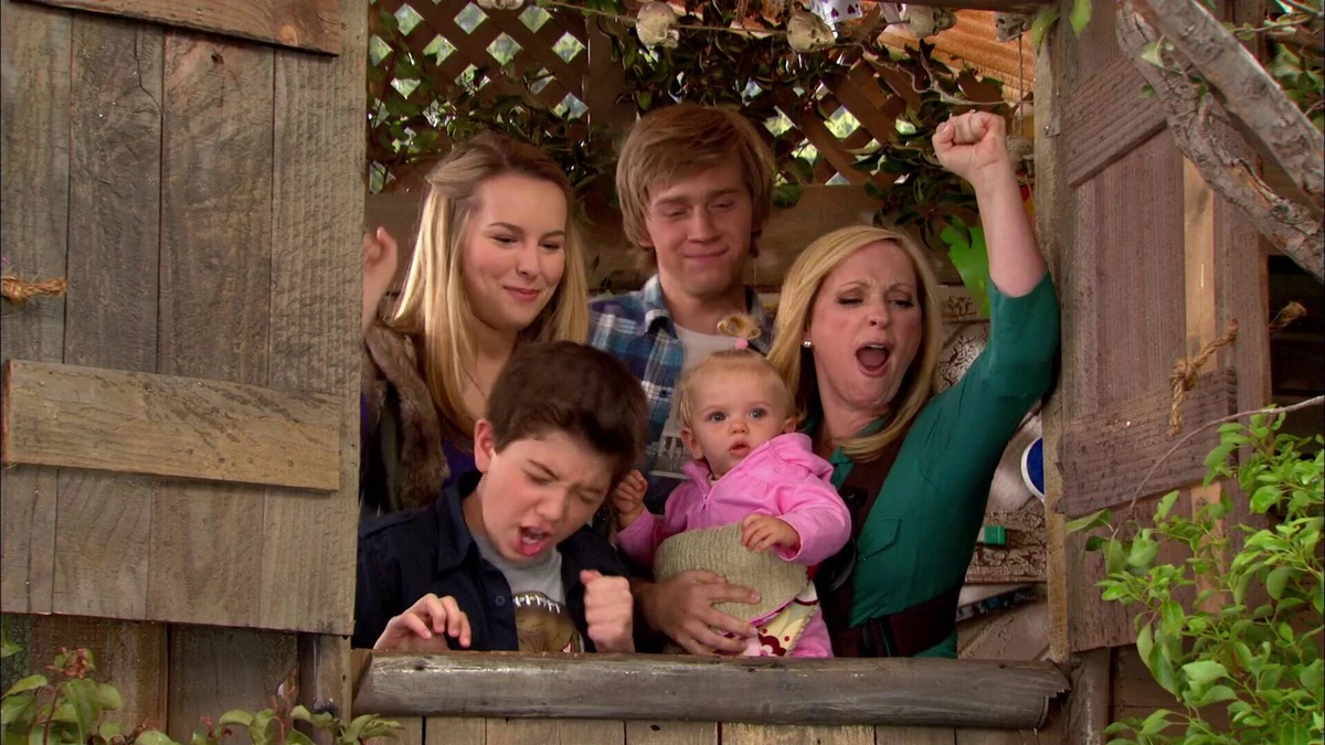 Up a Tree | Good Luck Charlie Wiki | Fandom
