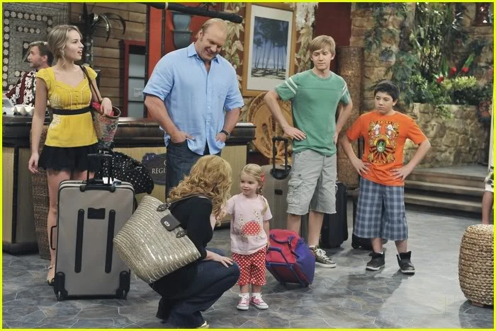 Sun Show, Part One | Good Luck Charlie Wiki | Fandom