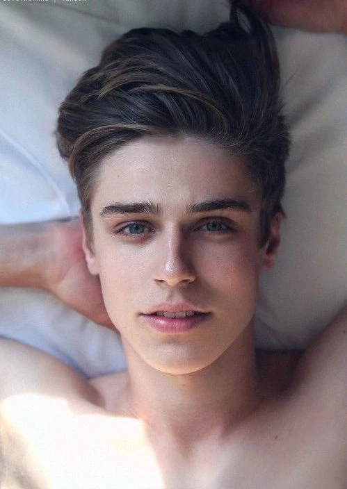 Kol Thompson | Wiki Gossip Girl Fanfic | Fandom