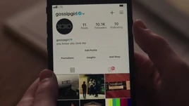 Gossip Girl (character) | Gossip Girl Wiki | Fandom