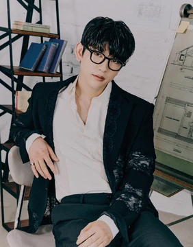 B1a4 Jinyoung 2022 Pink Hair