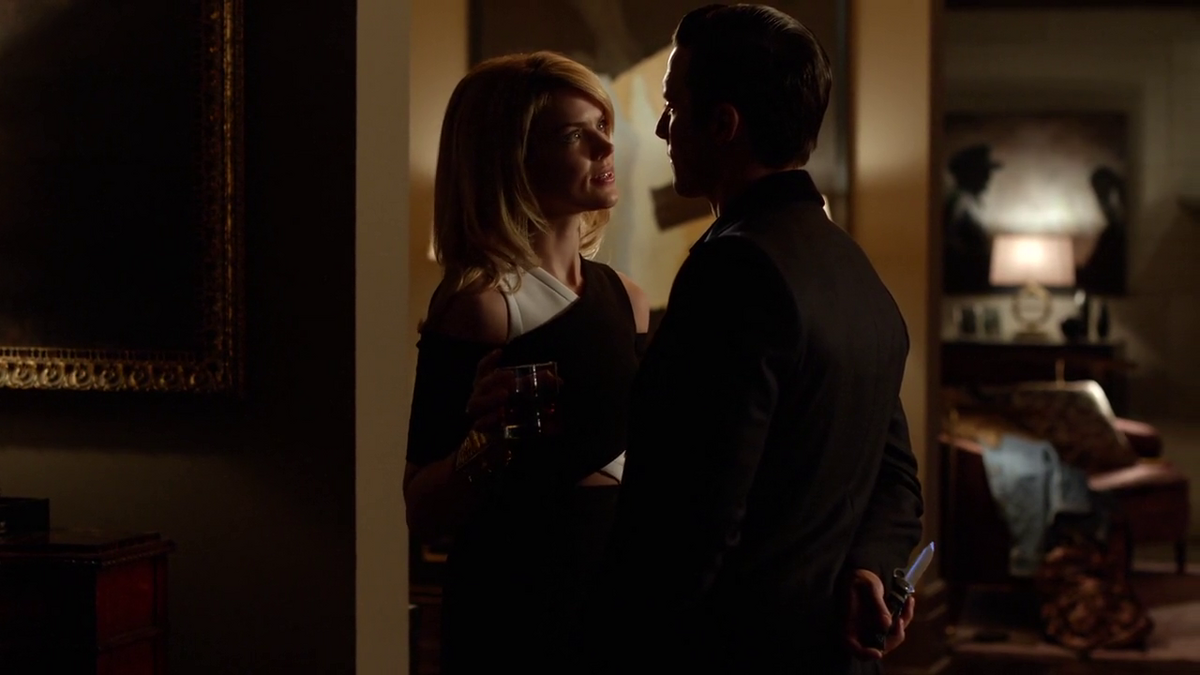 Under The Knife Gotham Wiki Fandom