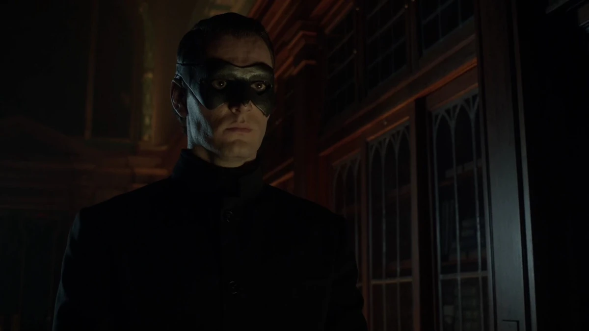 Talon | Gotham Wiki | Fandom