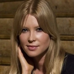 Emma Booth | Gothica Wiki | Fandom