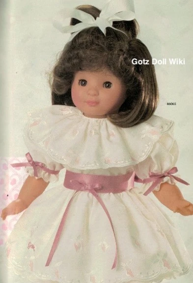 1992 PATRICIA - Soft Standing 19" WEICHSTEHPUPPE 46065 | Gotz Doll Wiki | Fandom