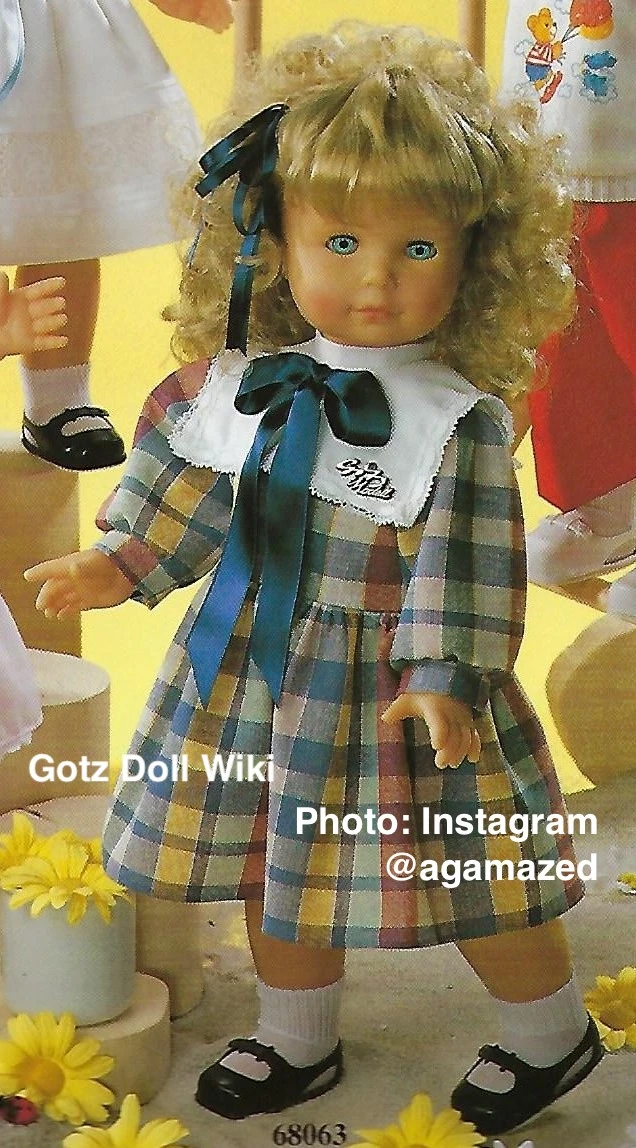 1986 EMILY - Walking Singing 24" LAUF-UND SINGPUPPE 68063 | Gotz Doll Wiki | Fandom