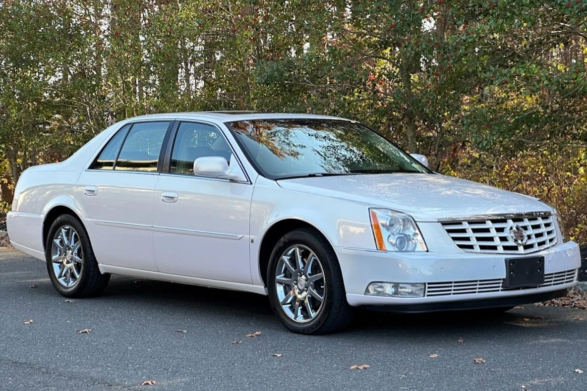 Cadillac DTS Performance '06 | Gran Turismo Fanon Wiki | Fandom