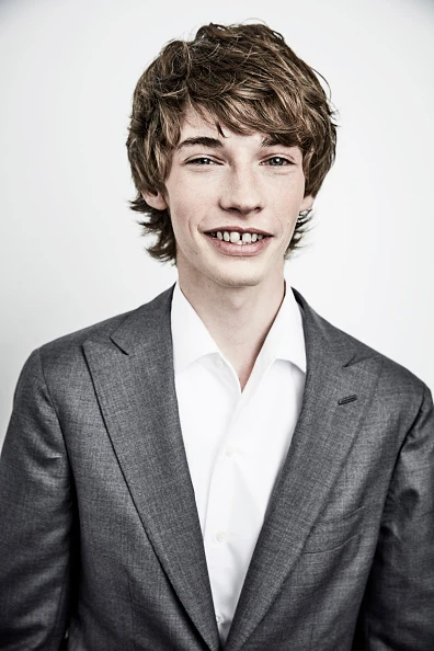 Rory Whittaker | Global Wizarding War Roleplay Wiki | Fandom