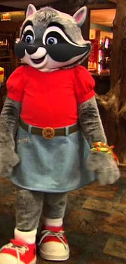 Rachel Raccoon | Great Wolf Lodge Wiki | Fandom