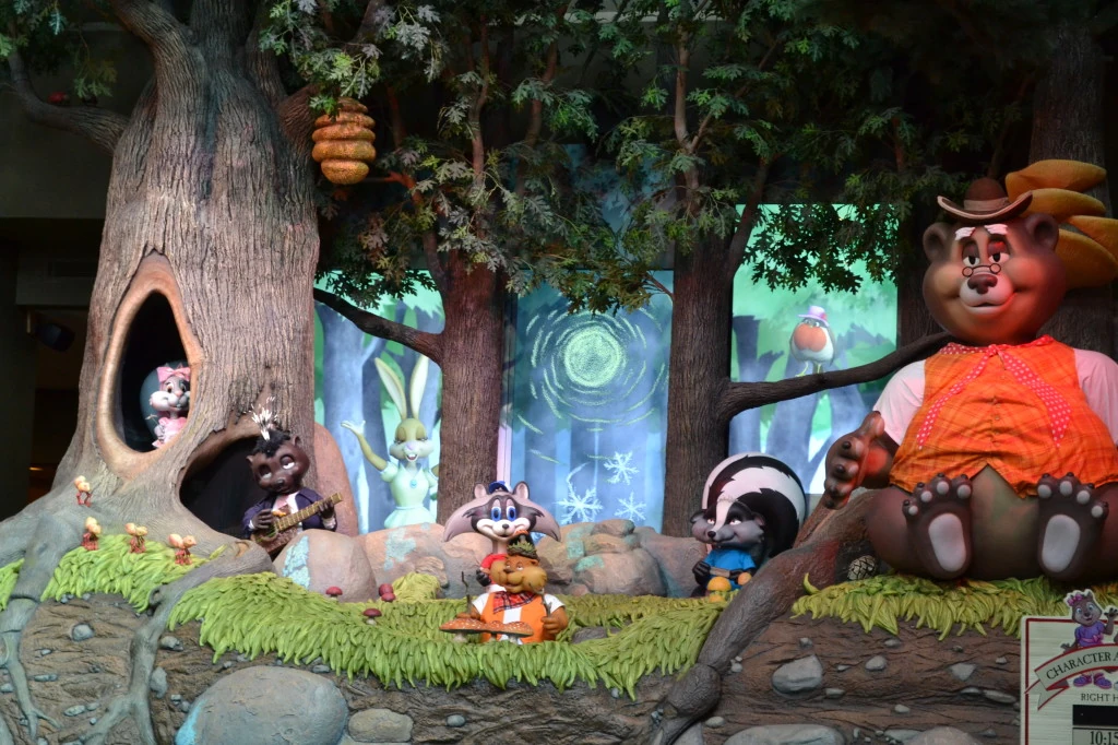 The Forest Friends Show | Great Wolf Lodge Wiki | Fandom