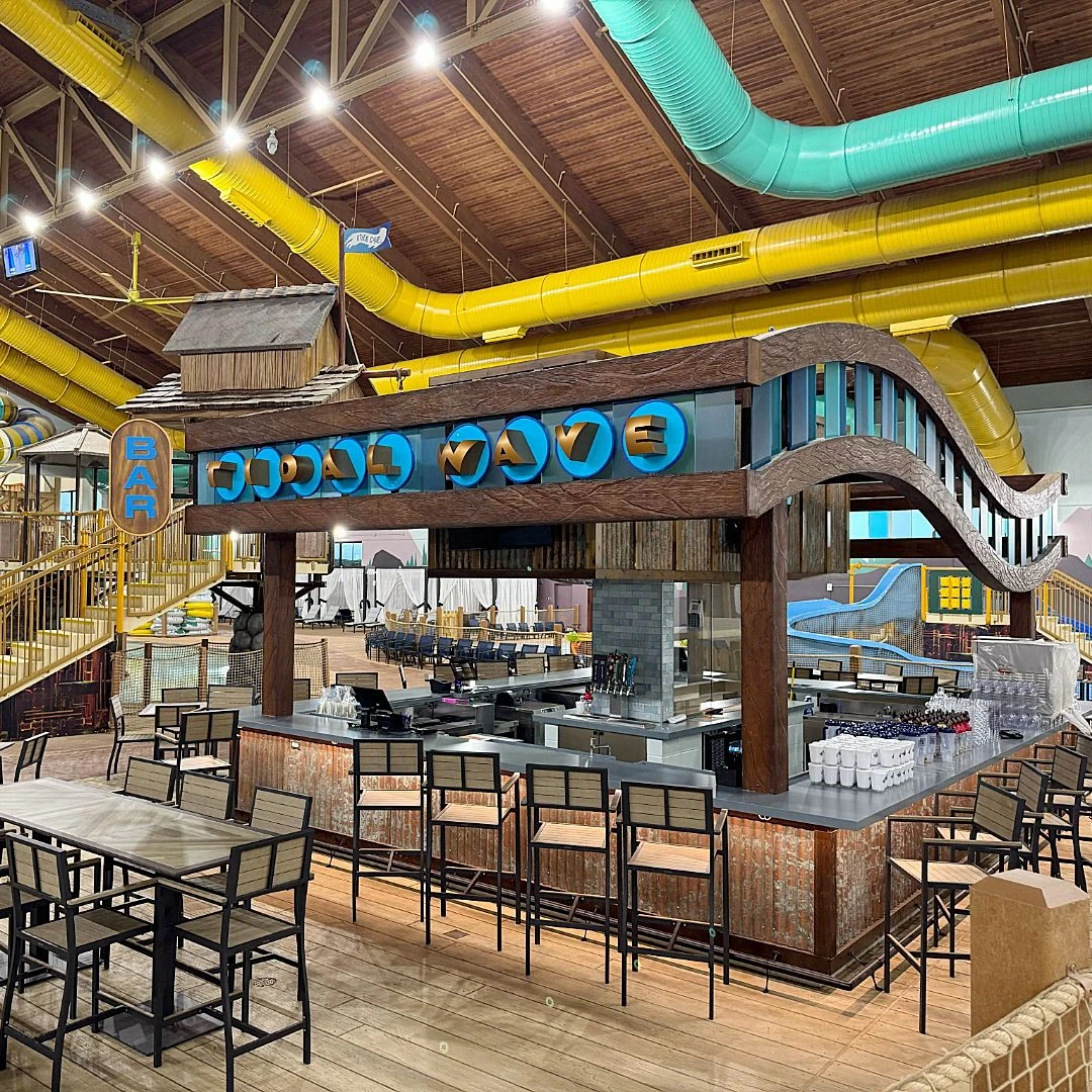 Tidal Wave Bar | Great Wolf Lodge Wiki | Fandom