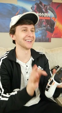 When your friend buys a pirated game | Greg Renko Wiki | Fandom