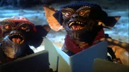 Caroling Gremlins | Gremlins Wiki | Fandom