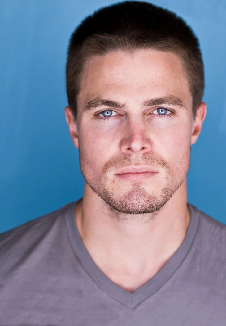 Stephen Amell | Grey's Anatomy Universe Wiki | Fandom