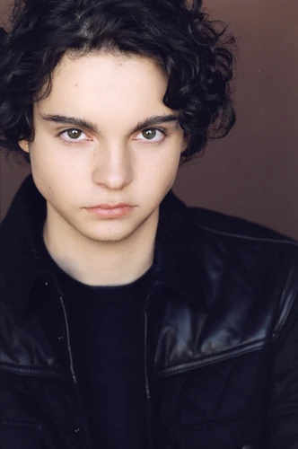 Max Burkholder | Grey's Anatomy Universe Wiki | Fandom