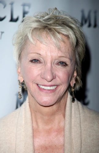 Elizabeth Franz | Grey's Anatomy Universe Wiki | Fandom