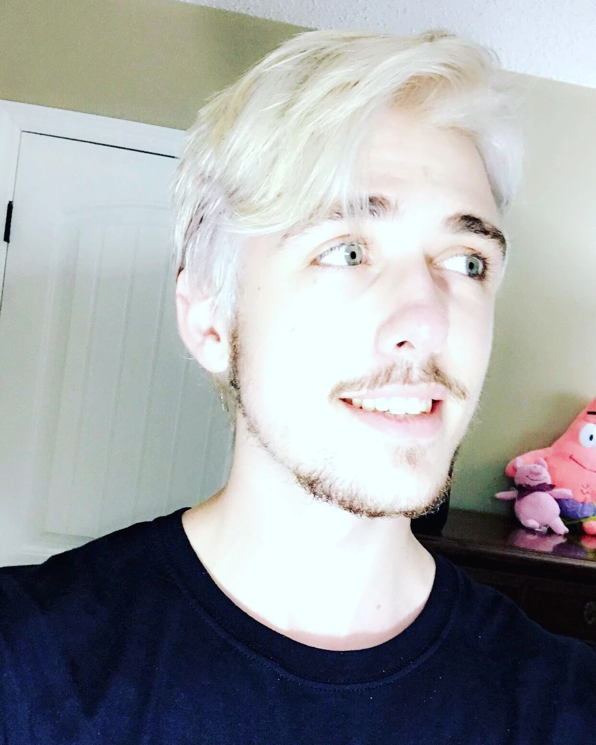 Олег Пистолетов | Grift Вики | Fandom