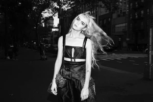 PAPER/Photoshoot | Grimes Wiki | Fandom