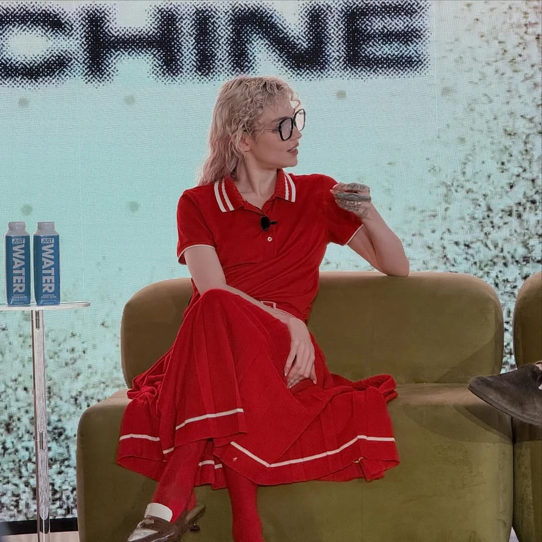 Artist and the Machine/Photoshoot | Grimes Wiki | Fandom