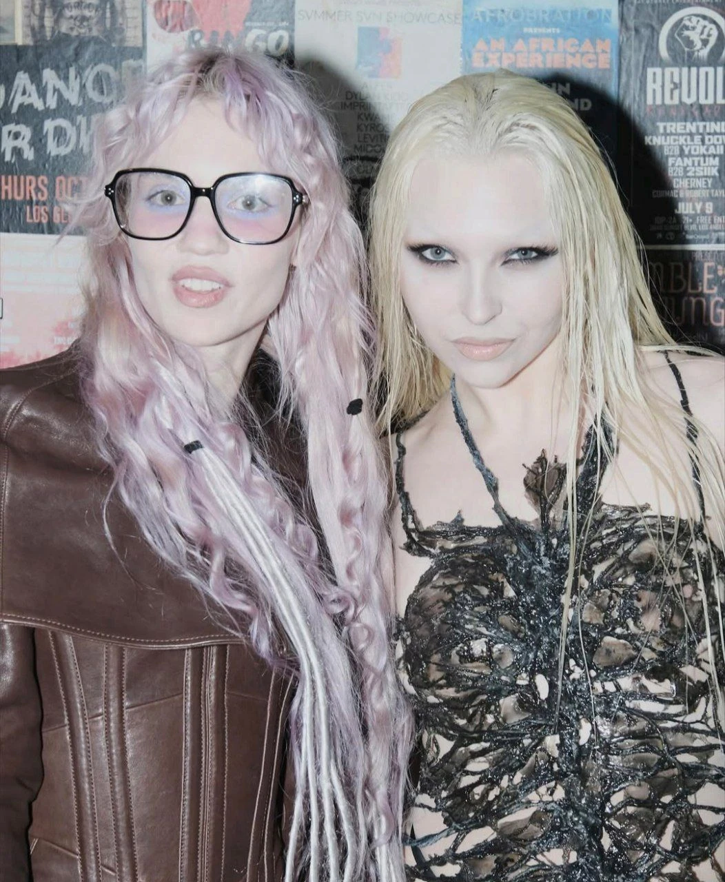 Selfies/2025/Nov/01 | Grimes Wiki | Fandom