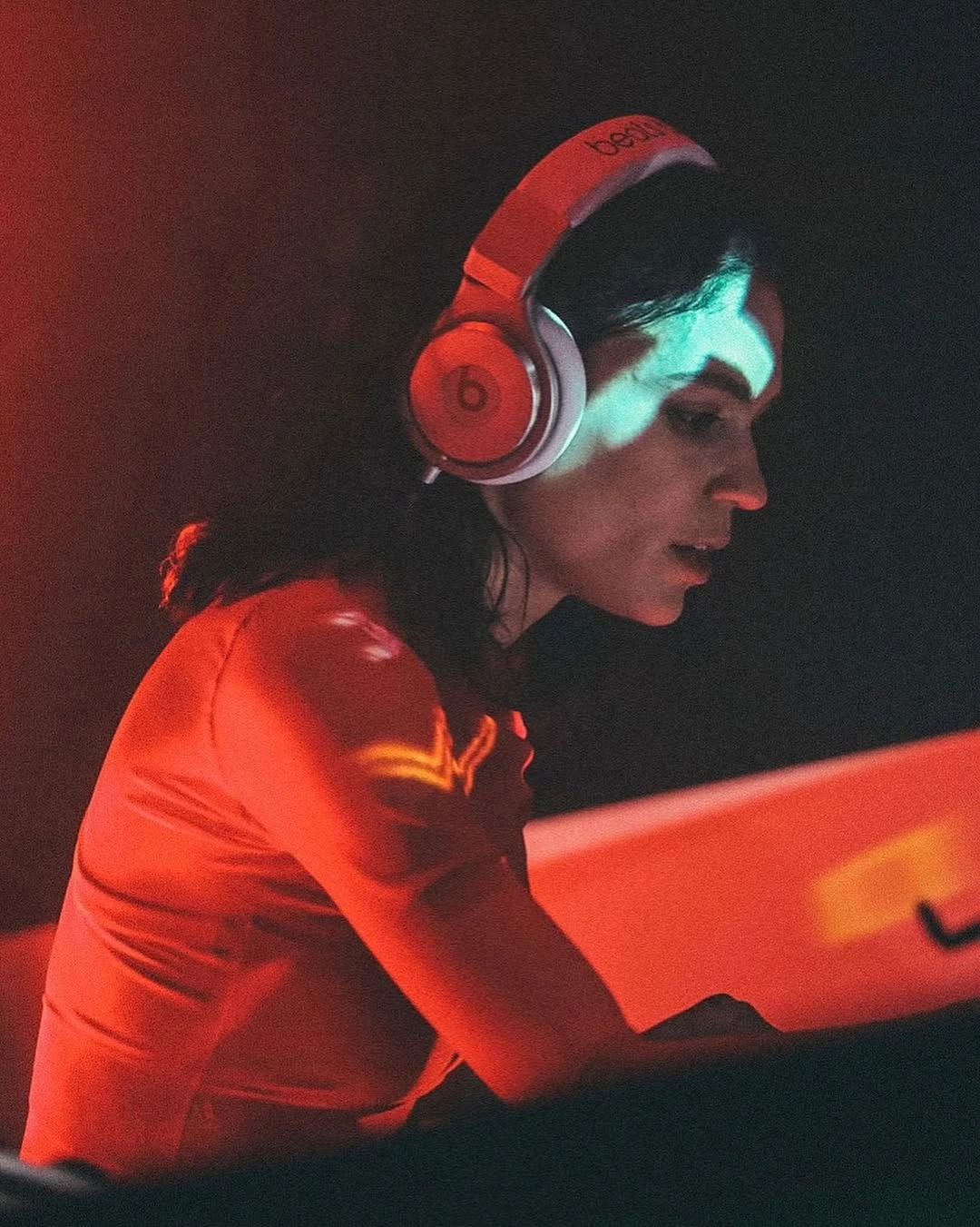 WWW X/DJ Set | Grimes Wiki | Fandom