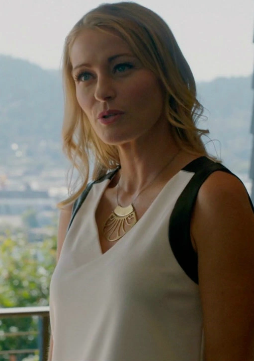 Elizabeth Lascelles | Wiki Grimm | Fandom