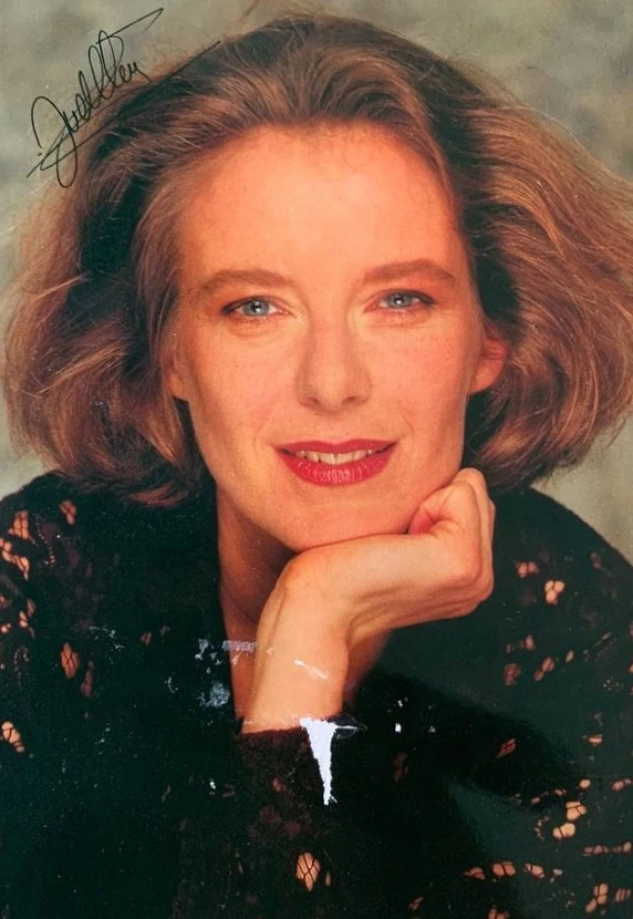 Laura Selmhorst | Goede Tijden, Slechte Tijden Wiki | Fandom