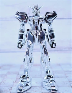 1/144 GAT-X105 Strike Gundam (Silver Chrome Ver.) | Gunpla Wiki | Fandom