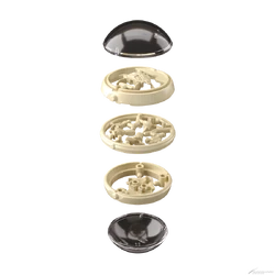 Entry Grade Strike Gundam (Deactive Mode) & Mini Gunpla GOOhN (Sand ...