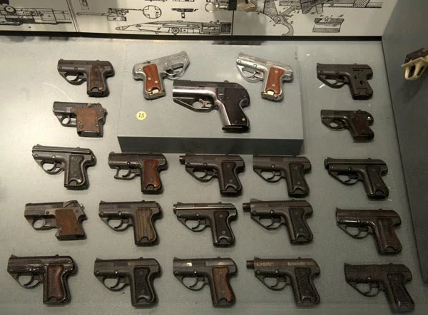 Semmerling LM4 | Gun Wiki | Fandom