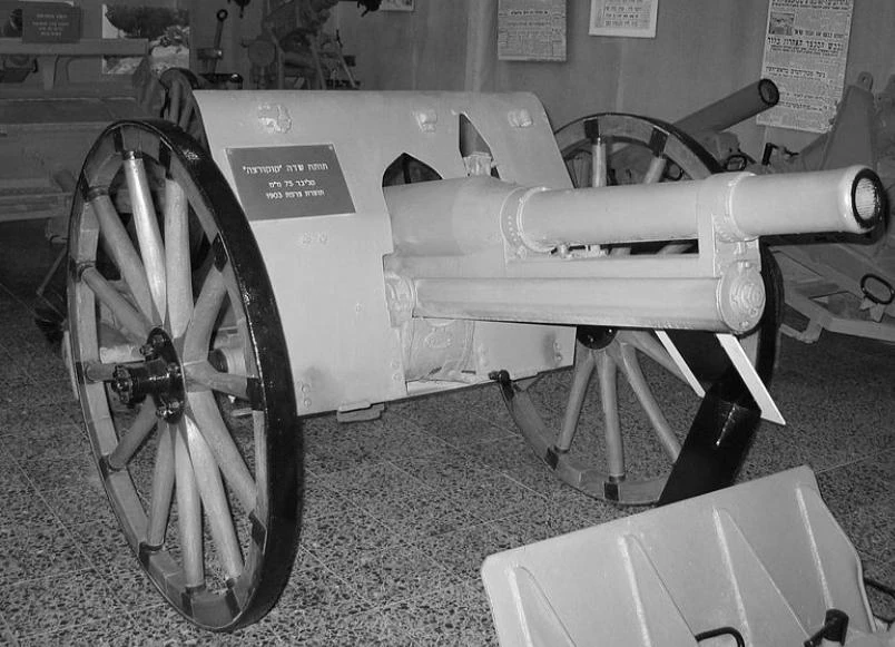 St Chamond-Mondragón | Gun Wiki | Fandom