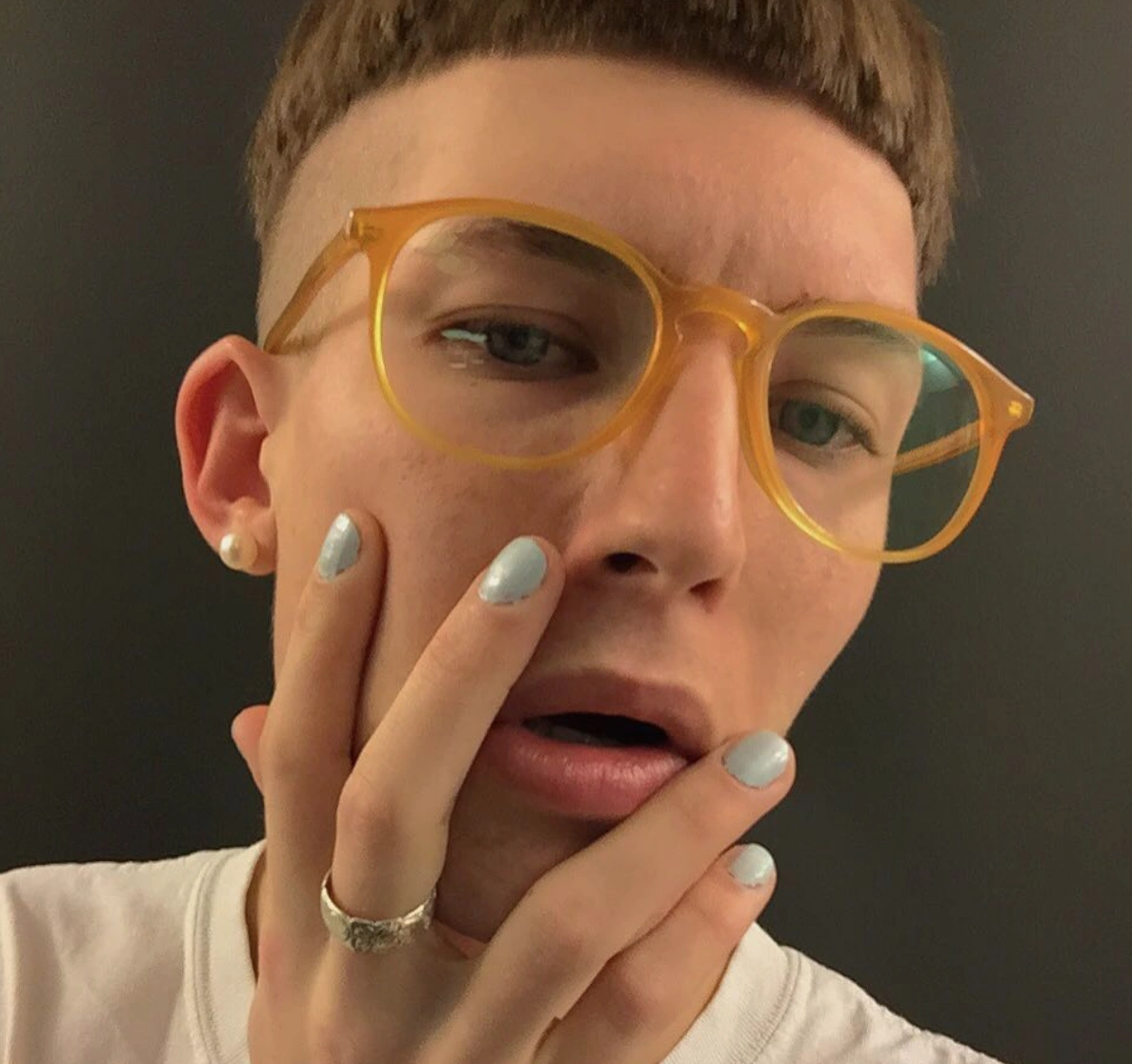 Gus Dapperton Gallery | Gus Dapperton Wiki | Fandom