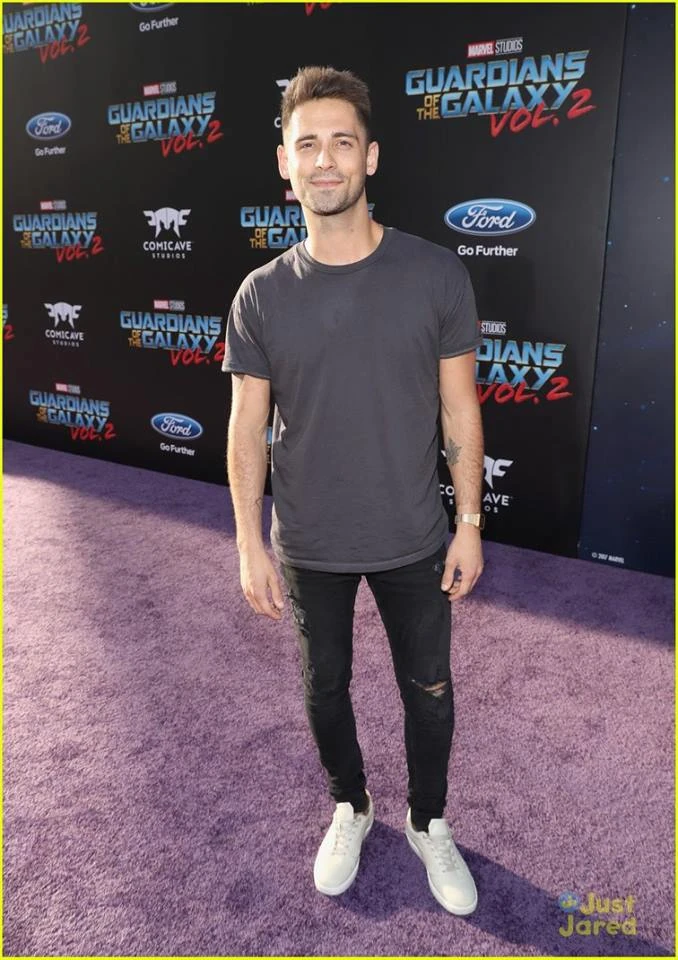 Jean-Luc | Guys 101 Wiki | Fandom