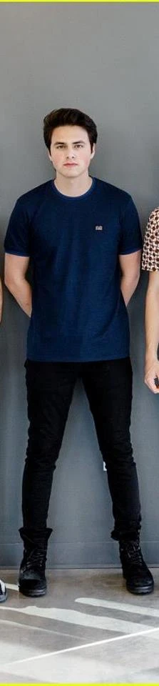 Liam At. | Guys 101 Wiki | Fandom