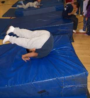Picture of back roll | Gymnastics Wiki | Fandom