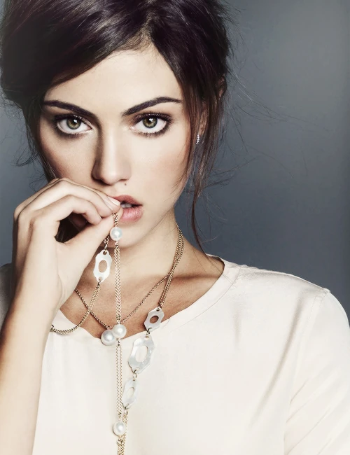Phoebe Tonkin | H2O Egy vízcsepp elég-wiki | Fandom