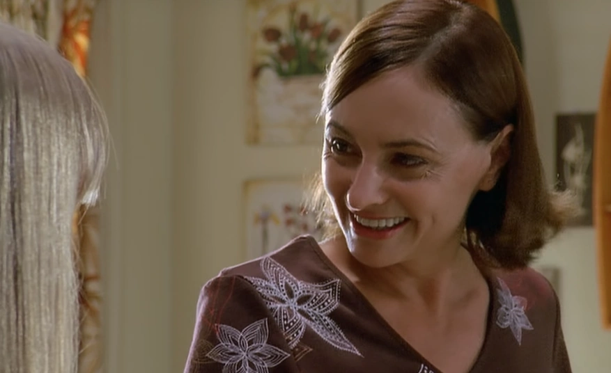 Bev Sertori (JAW) | H2O Just Add Water Wiki | Fandom