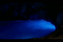 Mako Mermaids Moon Pool