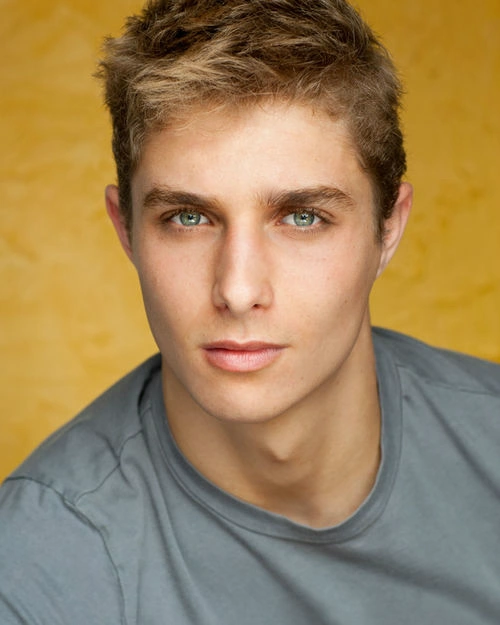 Alex Cubis | Wiki H2o | Fandom