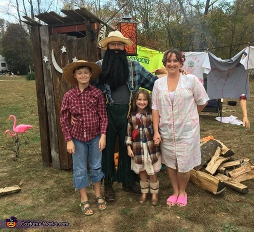Hillbilly costume | Halloween Wiki | Fandom