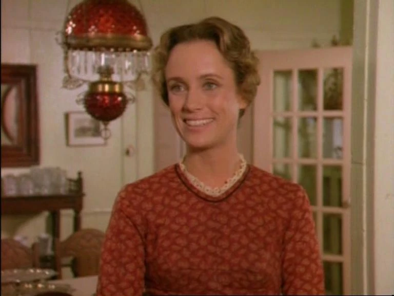 Leslie Harper | Hallmark Channel the Heart of TV Wiki | Fandom