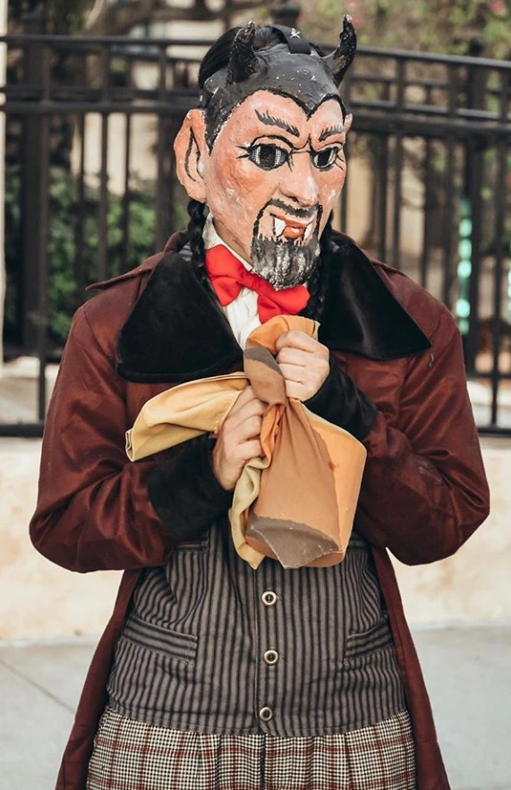 Little Vampire Devil Kid | Halloween Horror Nights Wiki | Fandom