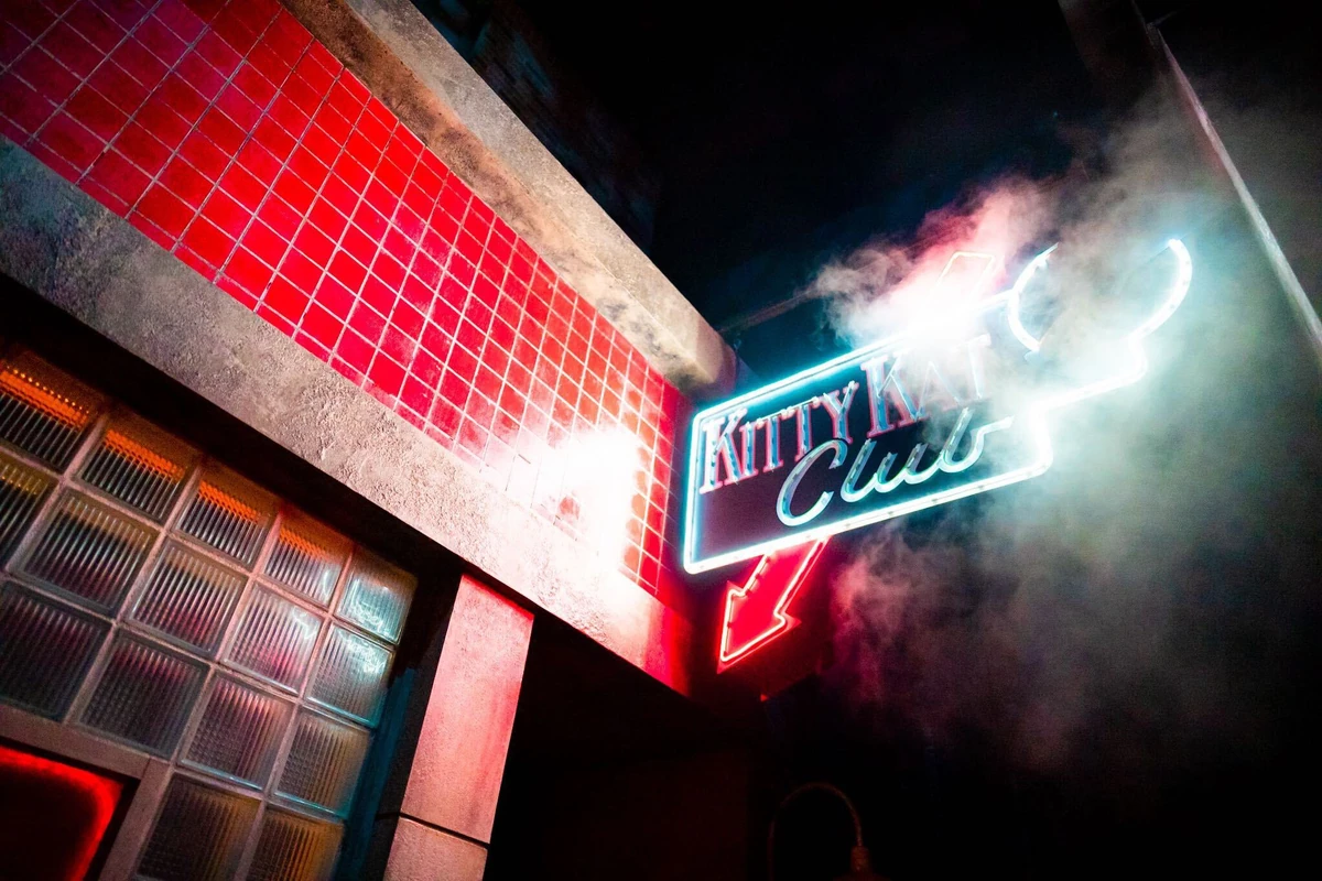 Kitty Kat Club | Halloween Horror Nights Wiki | Fandom
