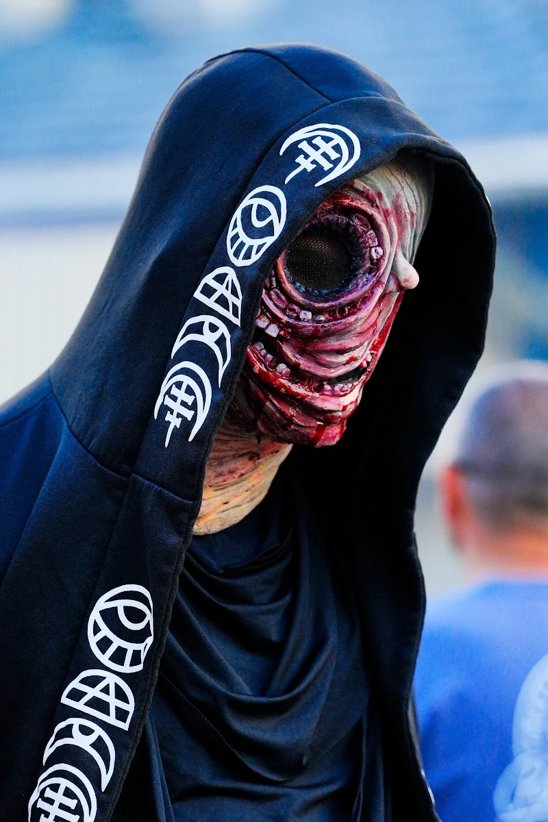 Twisted Maw Guy | Halloween Horror Nights Wiki | Fandom