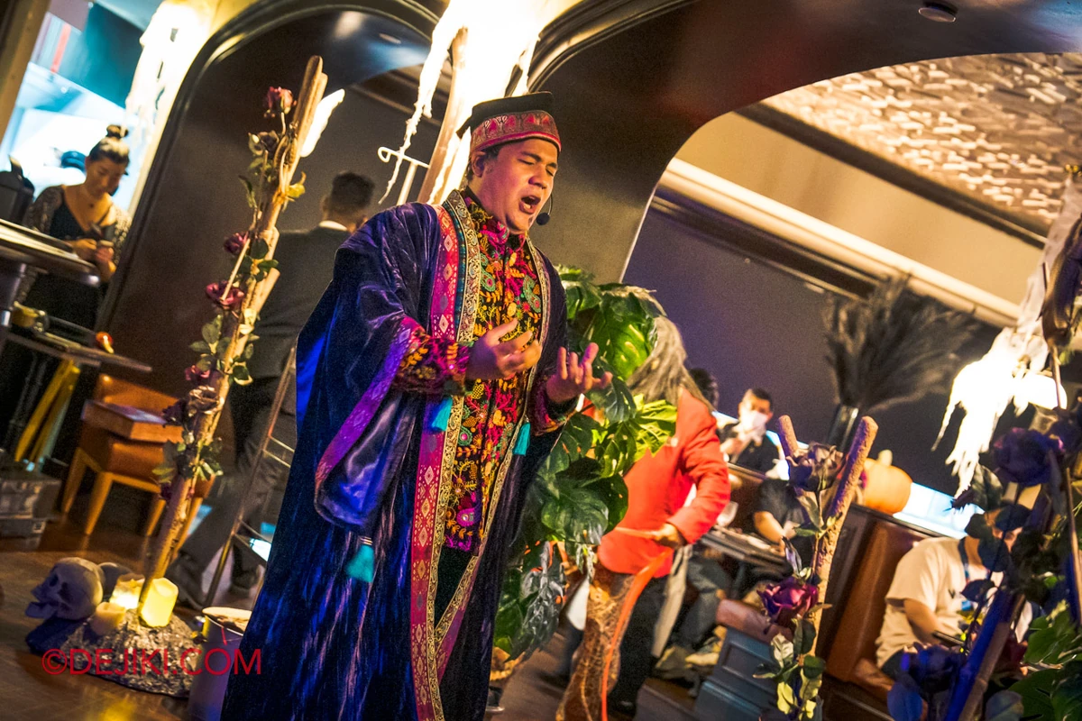 Spirit Medium | Halloween Horror Nights Wiki | Fandom
